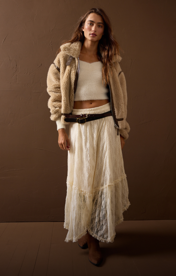 Men's & Women's Jeans, Clothes & Accessories | American Eagle Hong Kong